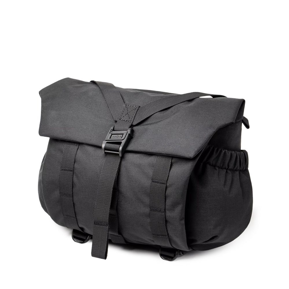 [우탄크래프트]우탄크래프트 카메라백 PILOT TRAVEL BAG 7L - Charcoal Black : 롯데ON